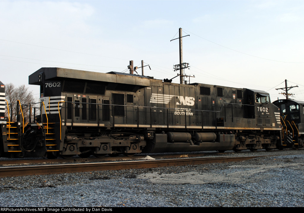 NS ES40DC 7602